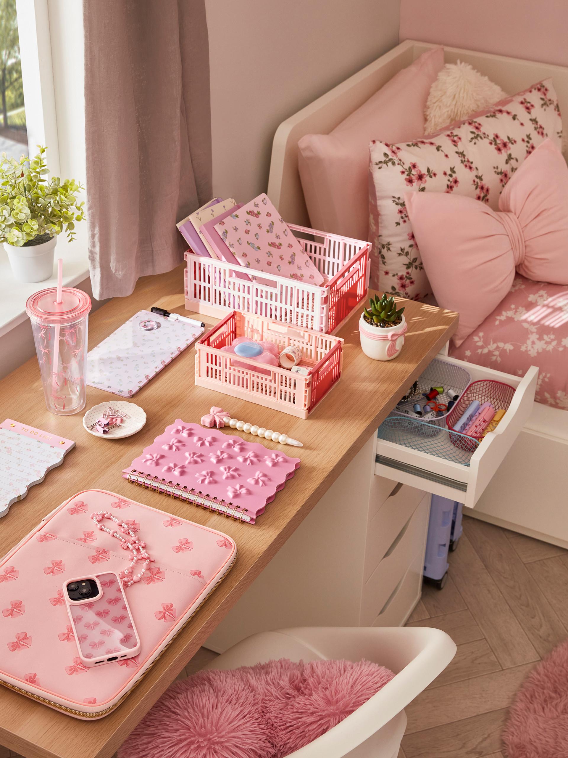 Fashion, Home & Beauty | Primark